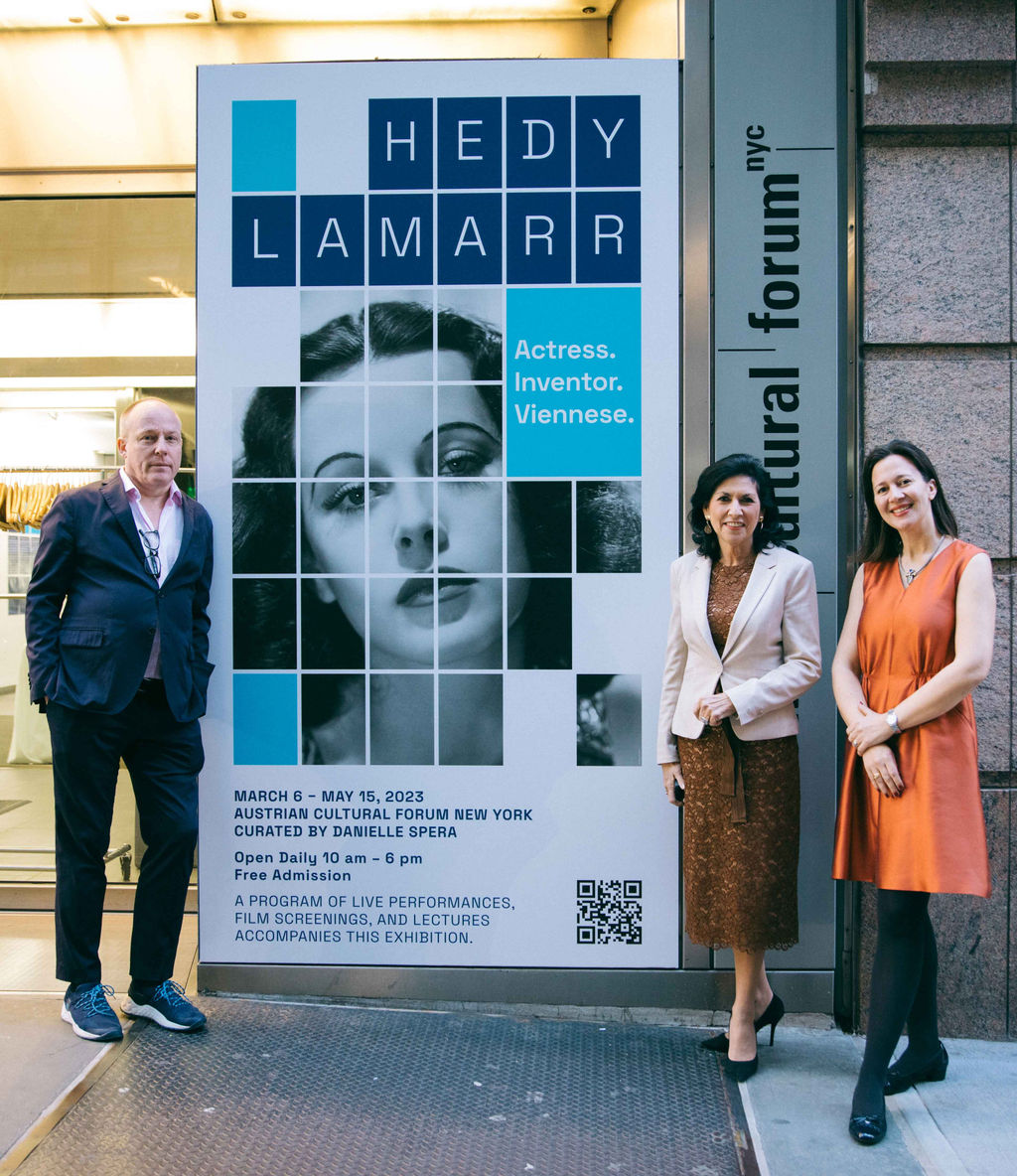 Danielle Spera - Hedy Lamarr. Actress. Inventor. Viennese.